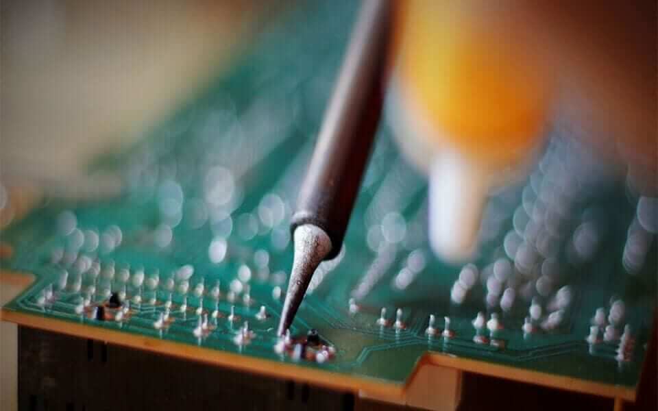 Why You Should Outsource IC Reworks on PCB- Green Circuits Inc